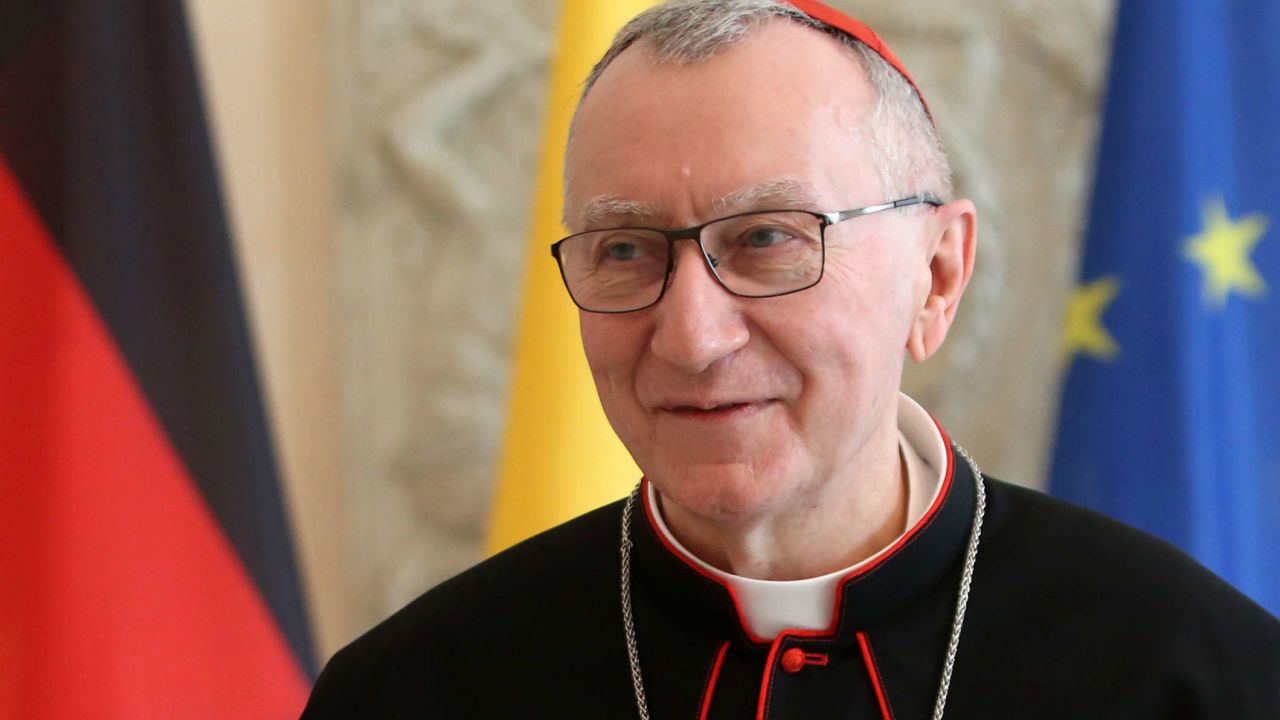 La inmolación del cardenal Parolin – Reporte Catolico Laico