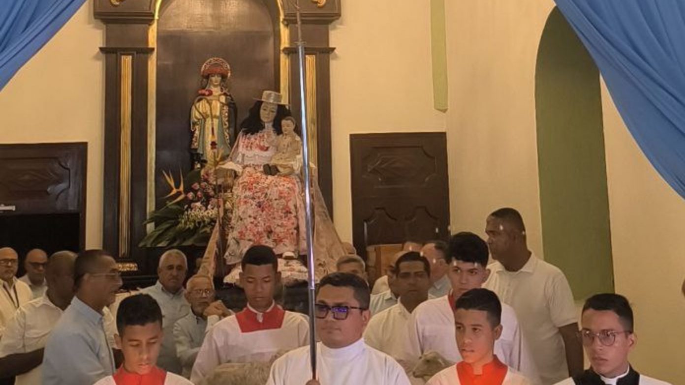 VIDEO | Con un traje que rinde tributo a la historia de El Tocuyo: La ...